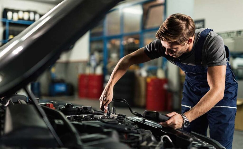 Comment Réparer Votre Voiture à la Maison : Astuces et Conseils ...